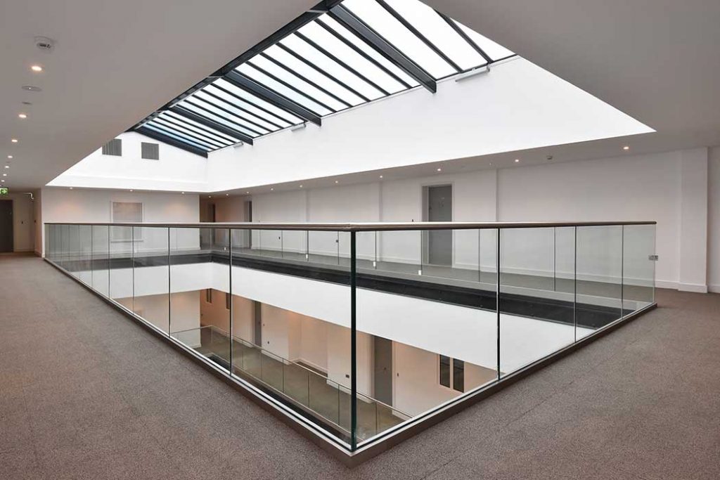 Modern glass balustrade system - Glasstec Systems - Glass Specialist