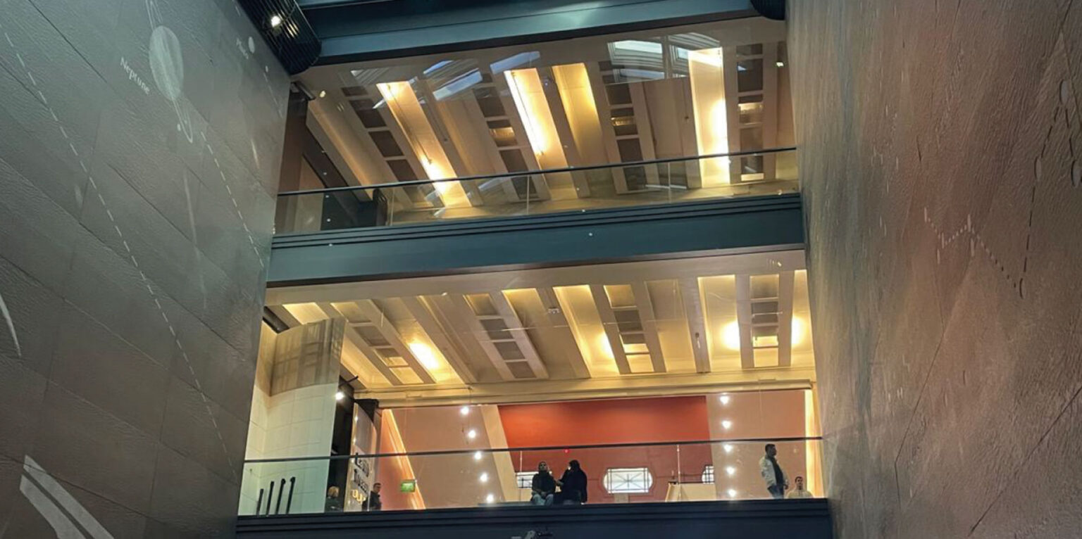 Structural Glass Specialists | Glasstec Systems